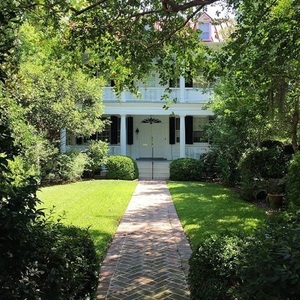 Meeting Street on Cuseum